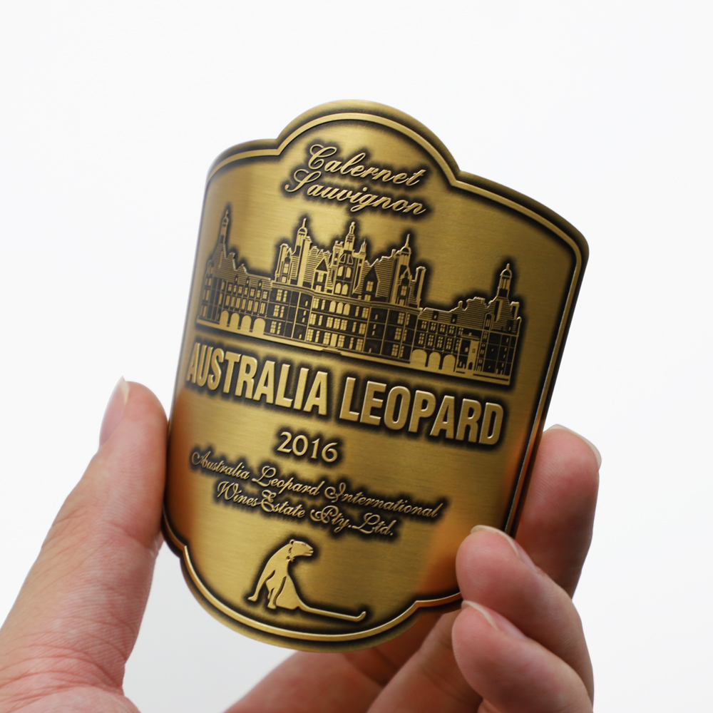 Custom Design Engraved Name Plates for Brand Logo